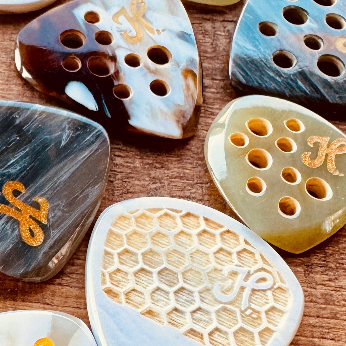 GALALITH / CASEIN – Honey Picks